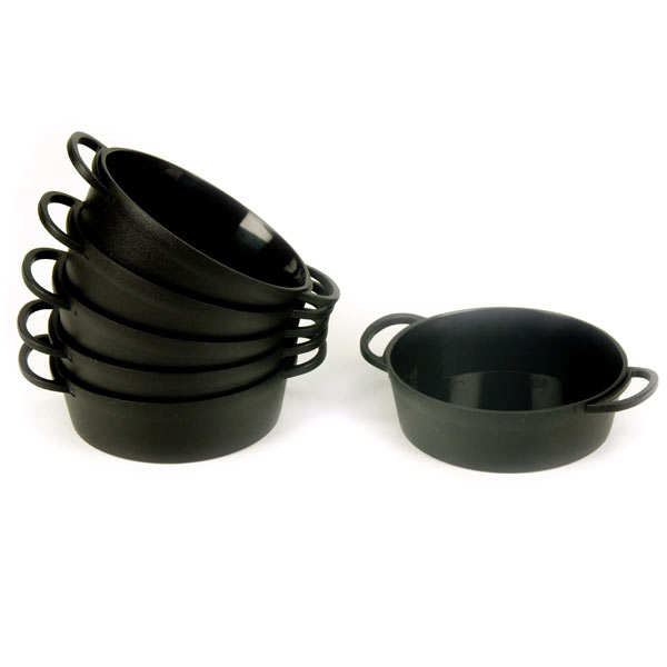 6 mini plastic dishes - 9cm diameter