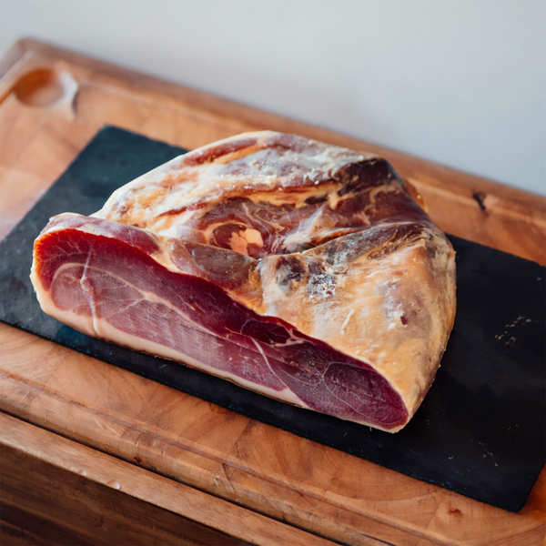 Half Bodega Serrano ham box, aged 12 months - With knife - Don Pepe